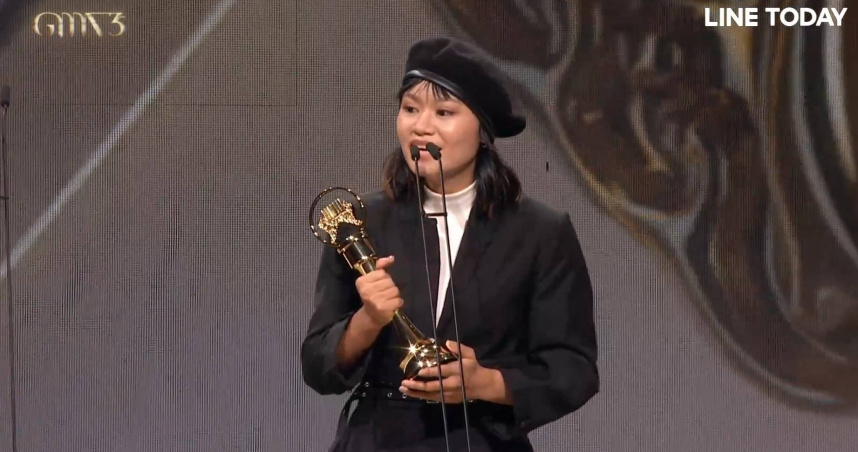 金曲35／Makav真愛拿下一生一次新人獎 上台感謝老闆阿爆給機會